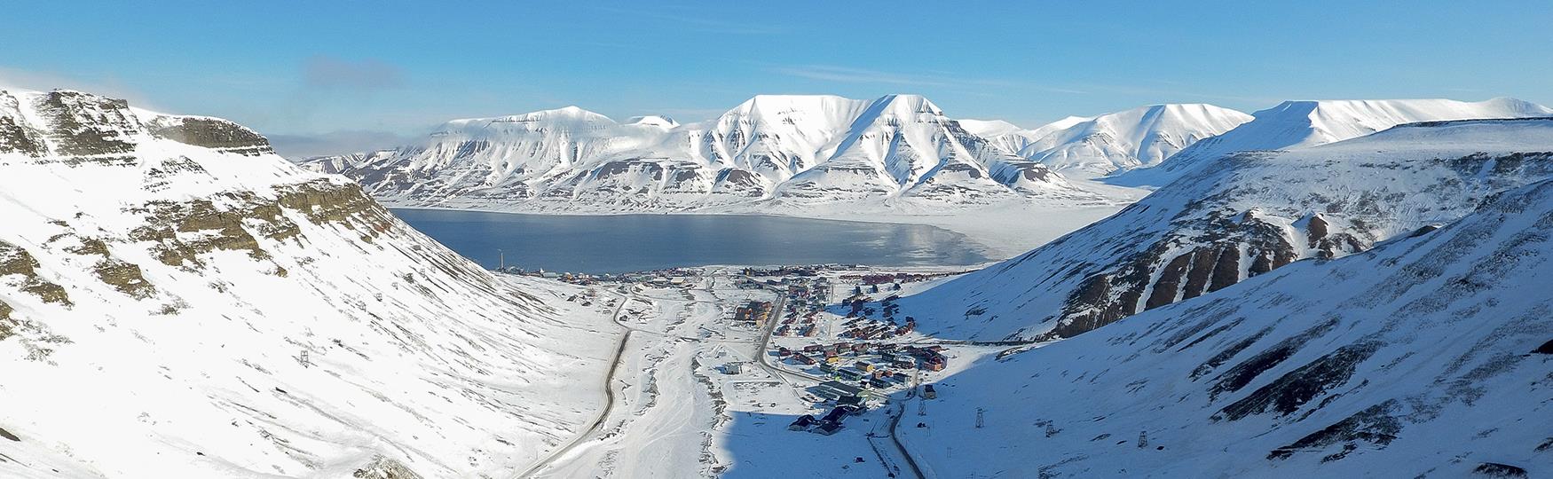 Sunny winter | Visit Svalbard